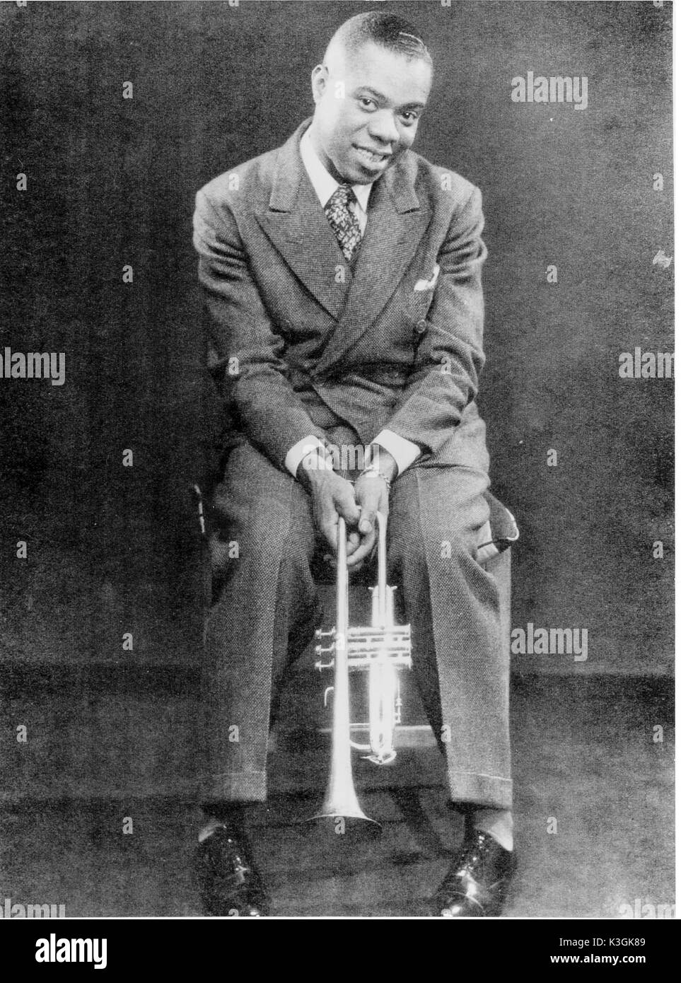 LOUIS ARMSTRONG Jazz Musician, Band leader and trumpeter Stock Photo ...