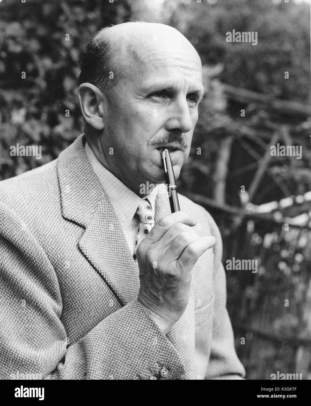 MICHAEL POWELL Film director Stock Photo - Alamy