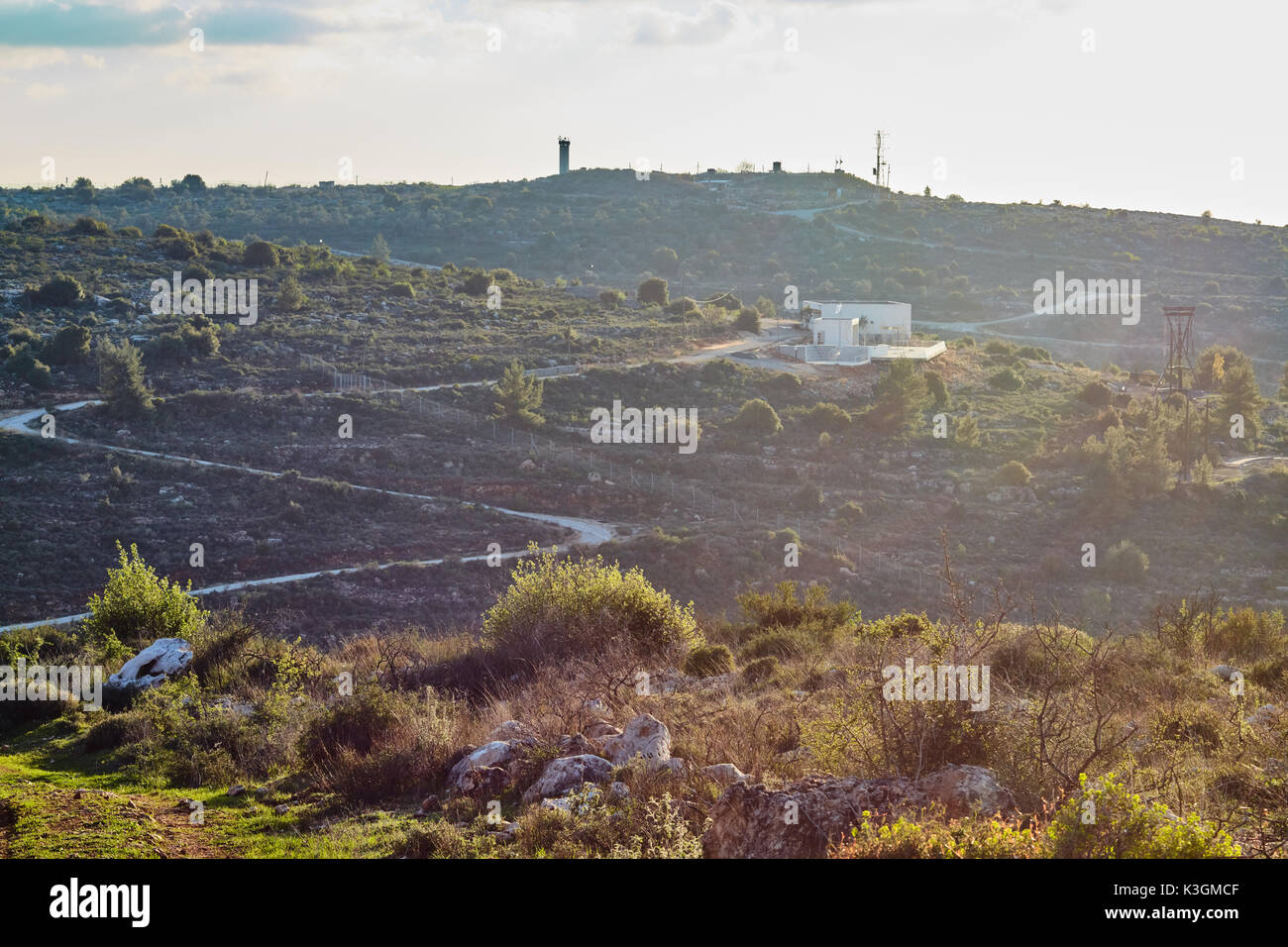 Israel military base hi-res stock photography and images - Alamy