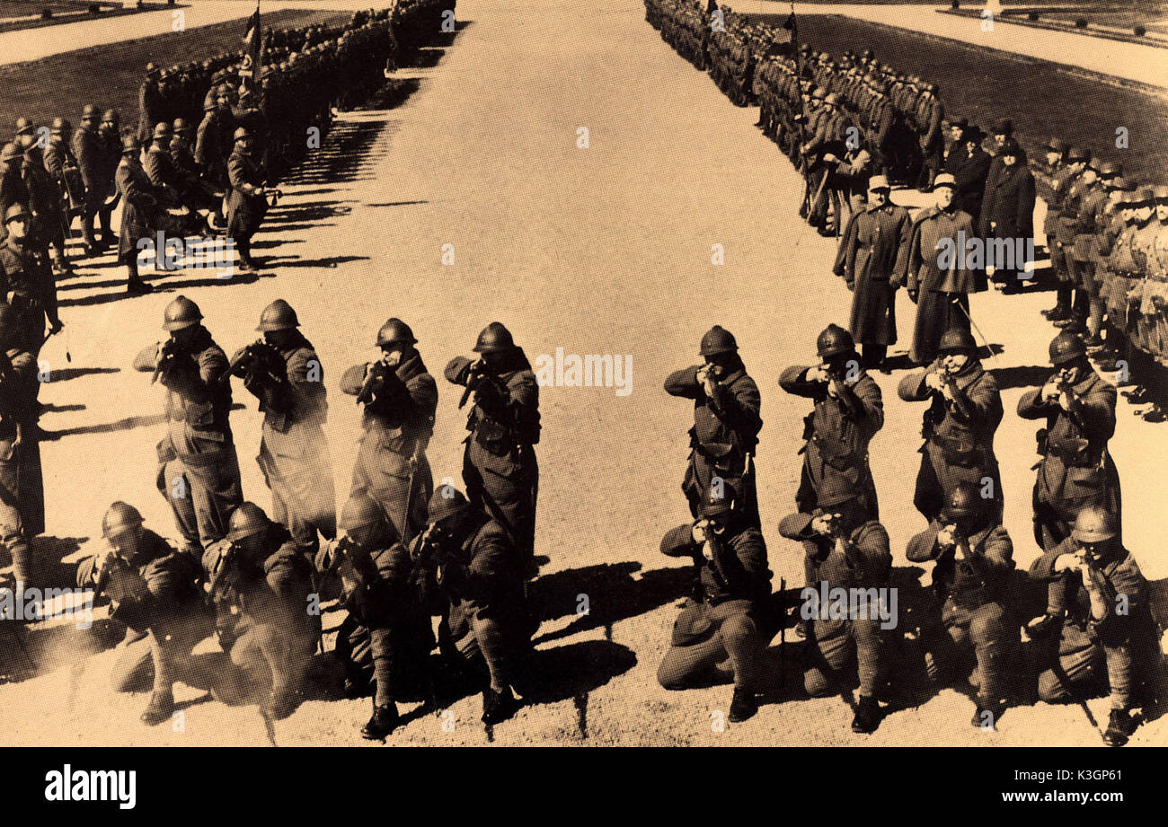 Paths of glory still hi-res stock photography and images - Alamy