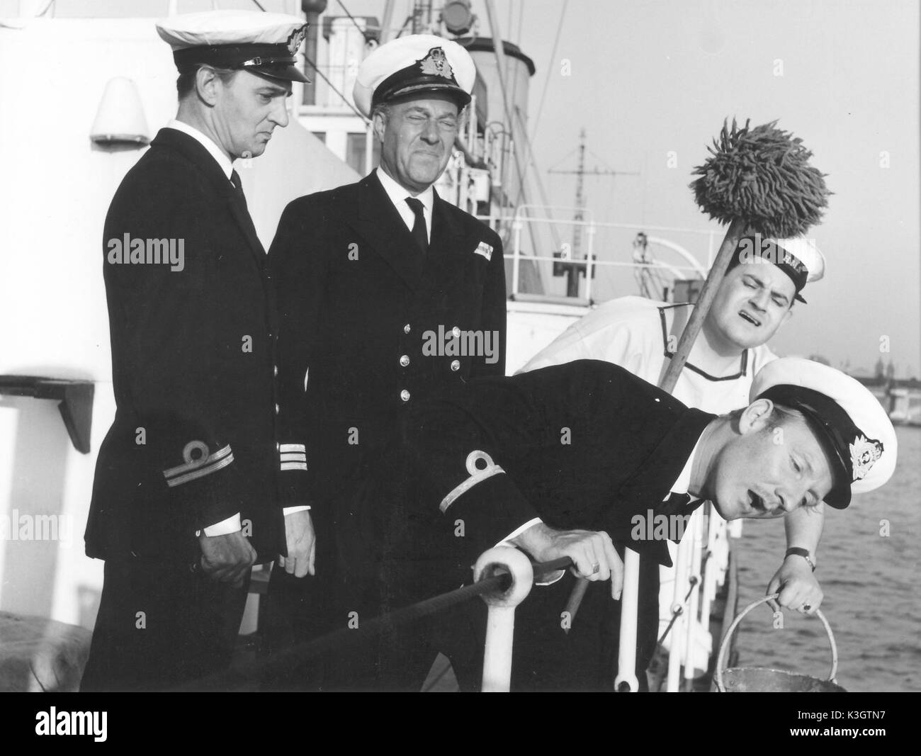 THE NAVY LARK STEPHEN MURRAY, RICHARD CALDICOT, RONNIE BARKER, LESLIE ...