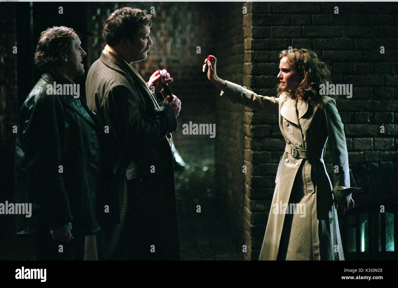 V FOR VENDETTA MARK PHOENIX, IAN BURFIELD, NATALIE PORTMAN Date: 2005 ...