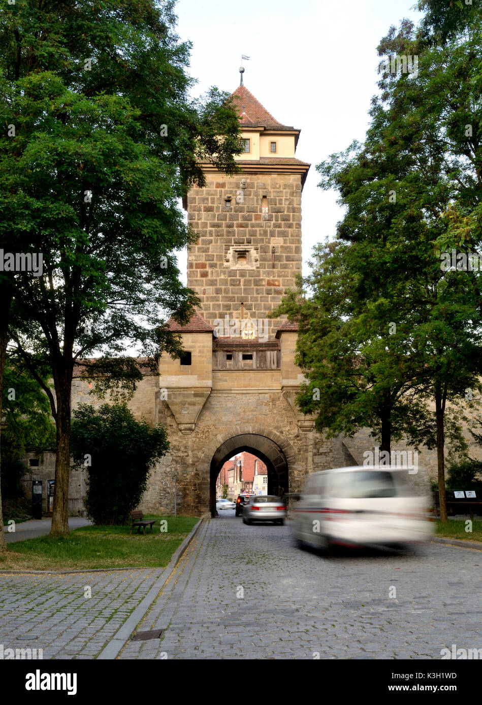 Rothenburg ob der Tauber, boom gate (Würzburger gate Stock Photo - Alamy