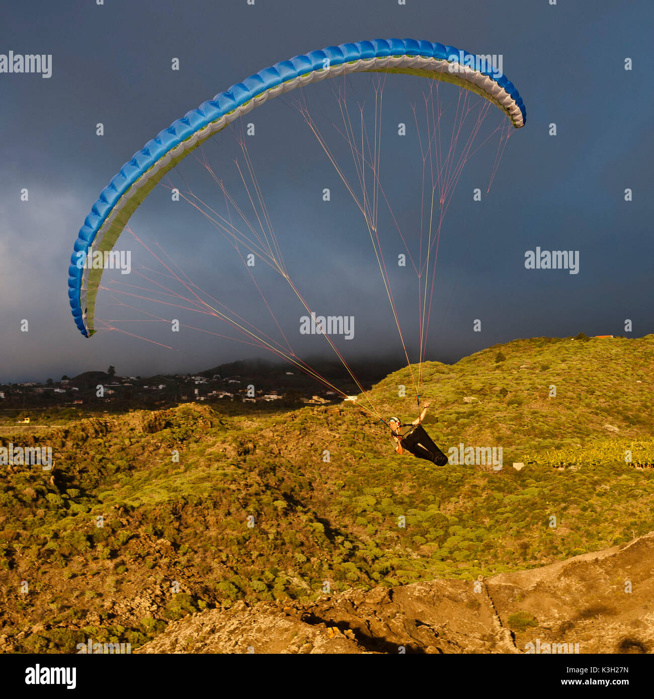 Volcano mountain hi-res stock photography and images - Alamy