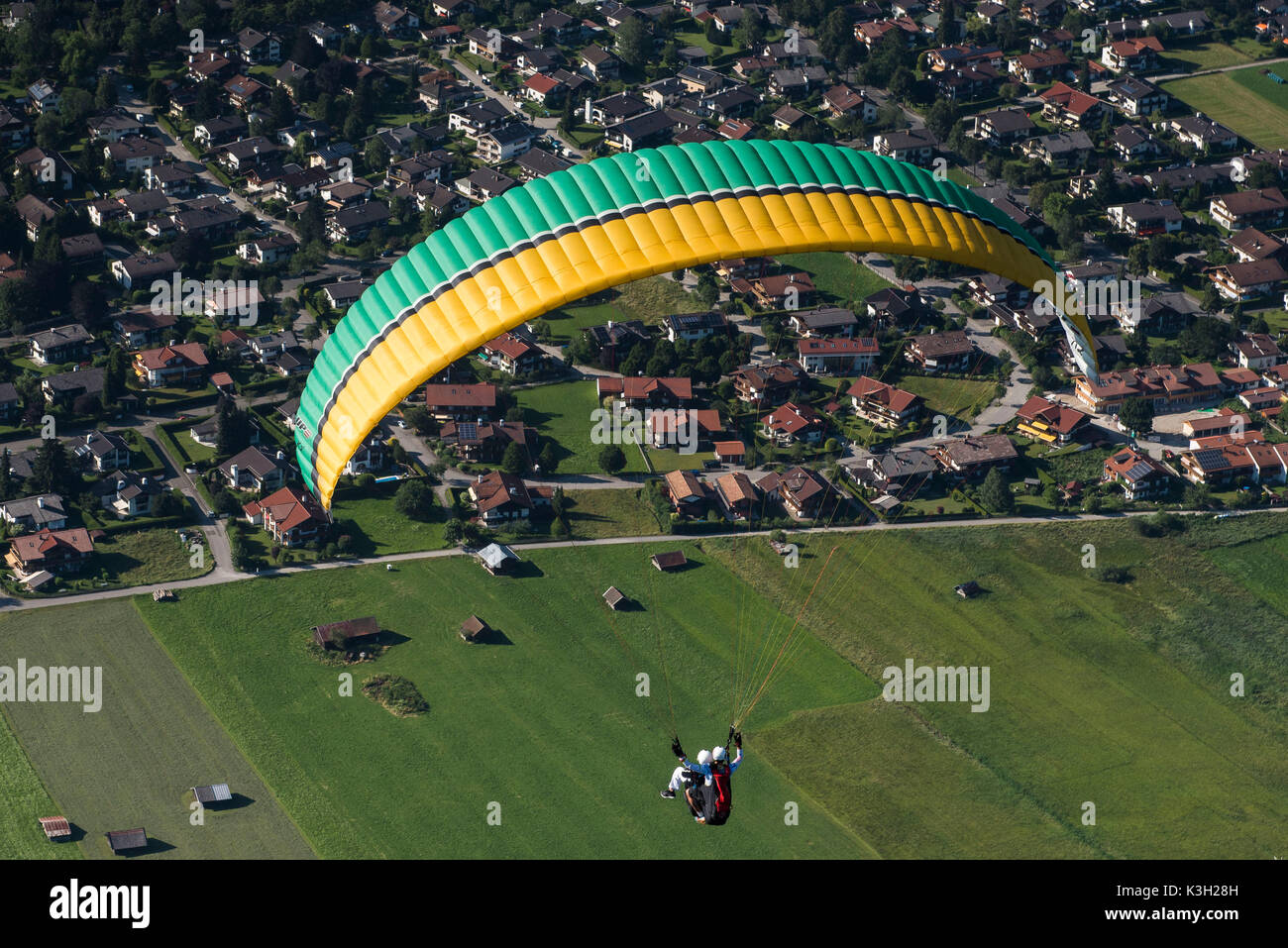 Paraglider, Garmisch-Partenkirchen, aerial picture, tandem flight ...