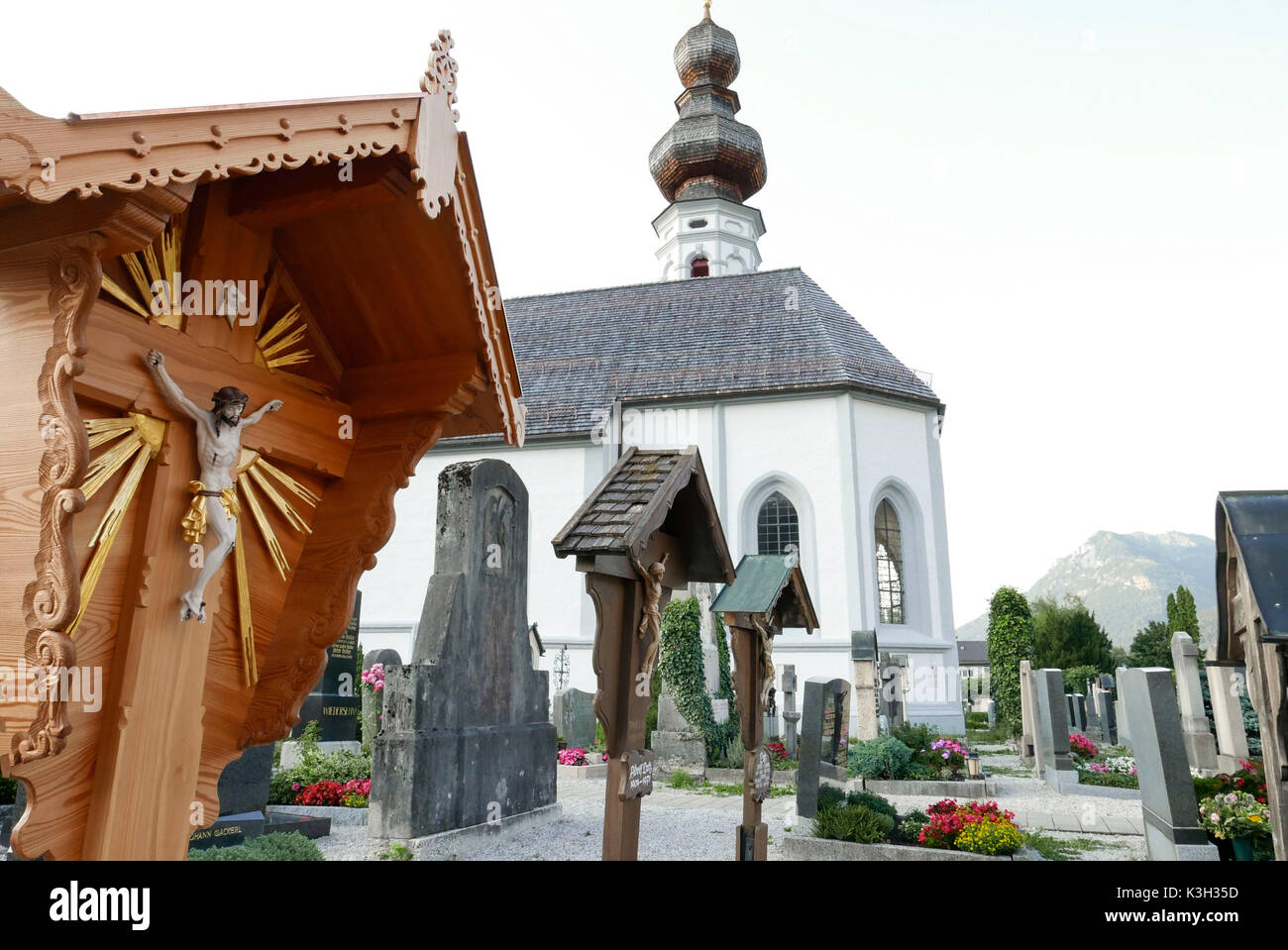Wooden cross in cemetery hi-res stock photography and images - Alamy