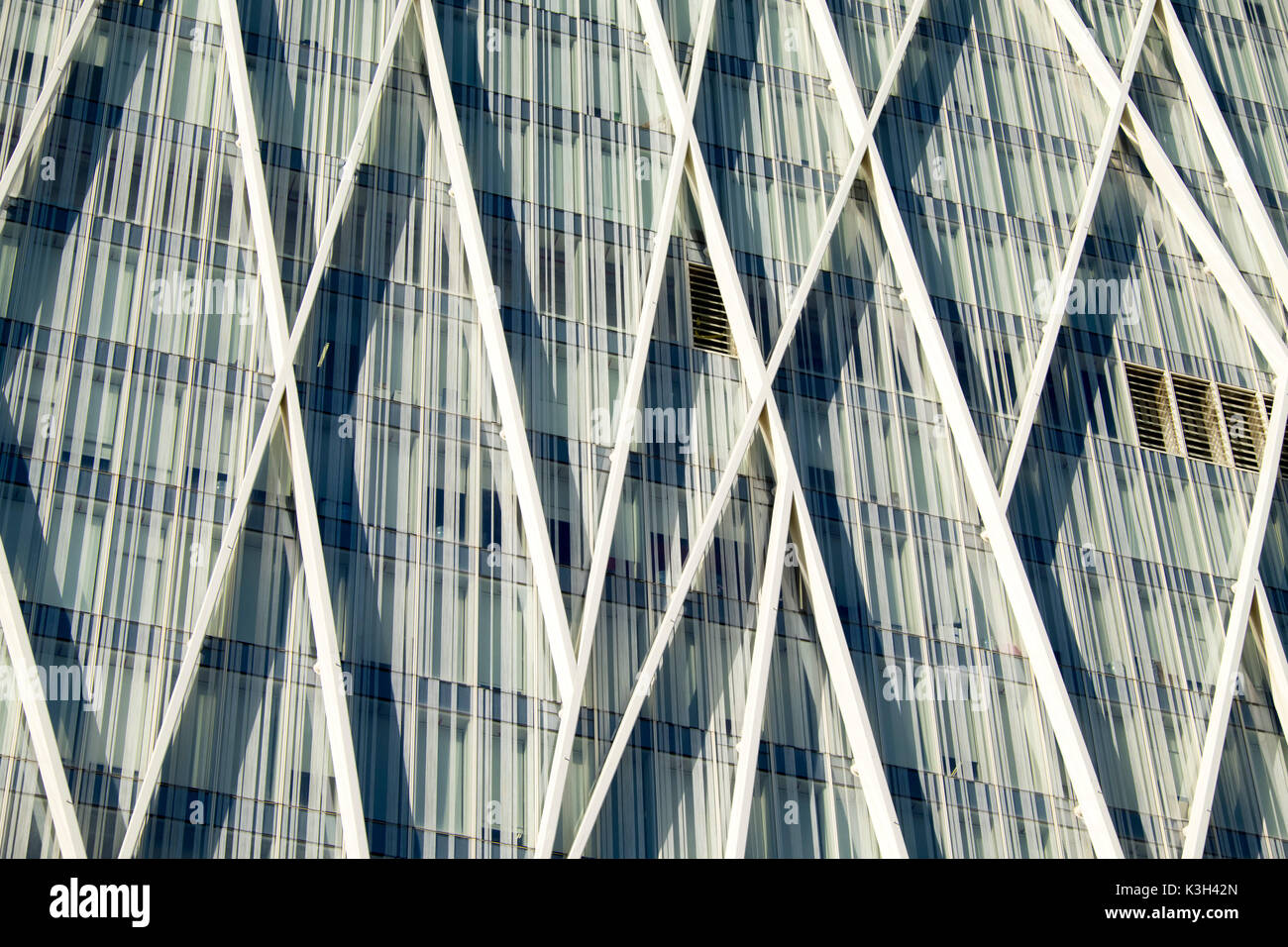 View of a modern building hi-res stock photography and images - Alamy