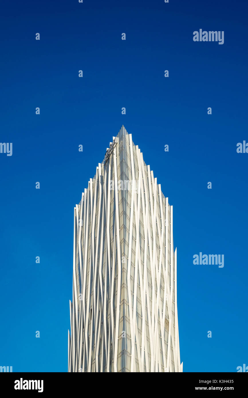 Building telefonica hi-res stock photography and images - Alamy