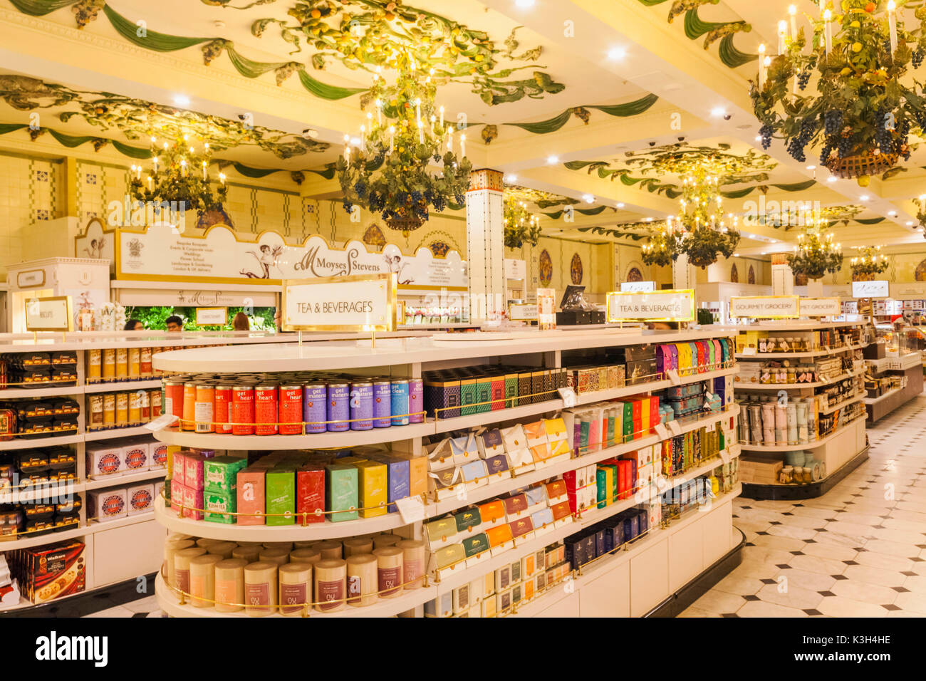 England, London, Knightsbridge, Harrods, Food Hall Stock Photo - Alamy