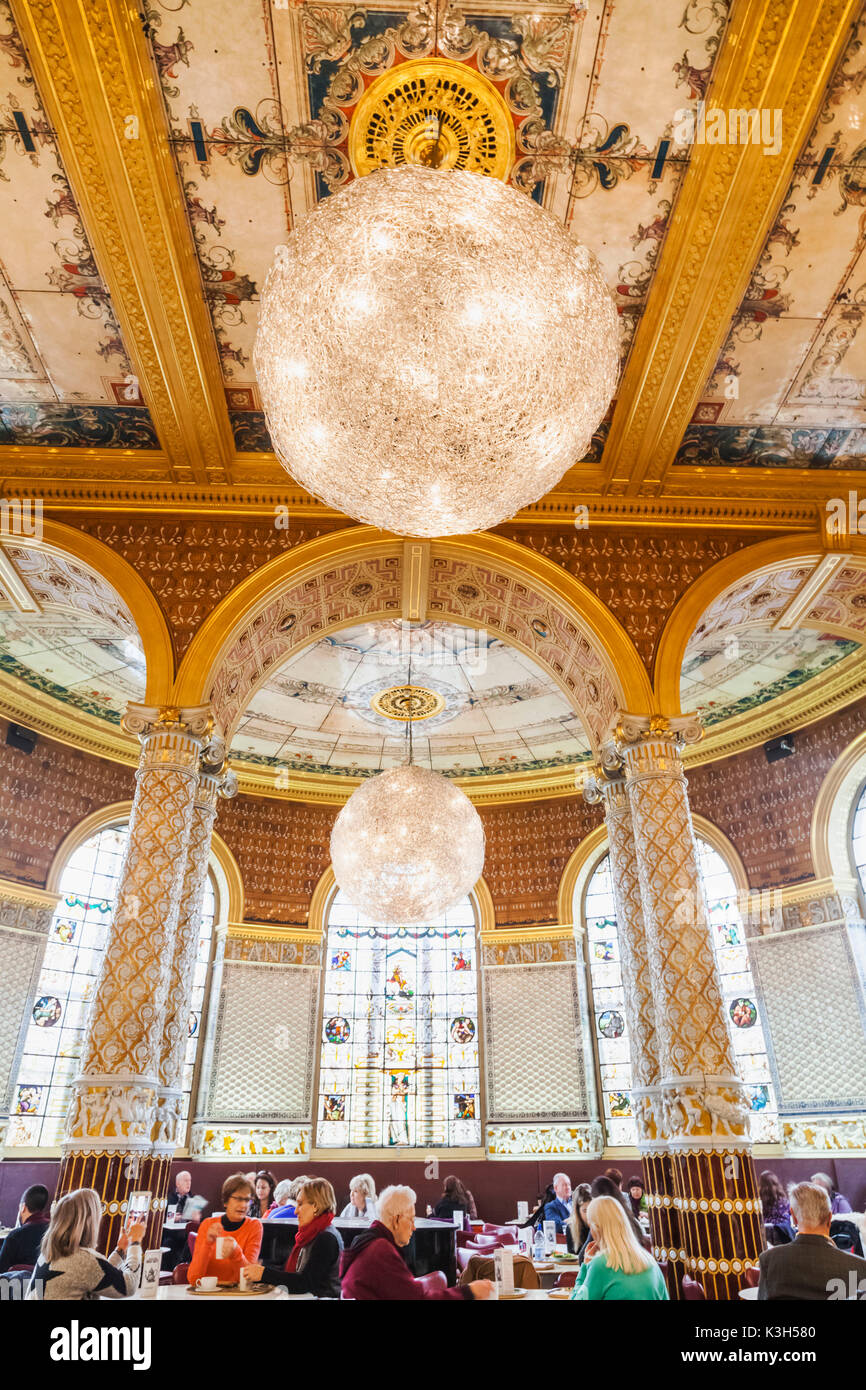 Victoria albert cafe interior london hi-res stock photography and ...