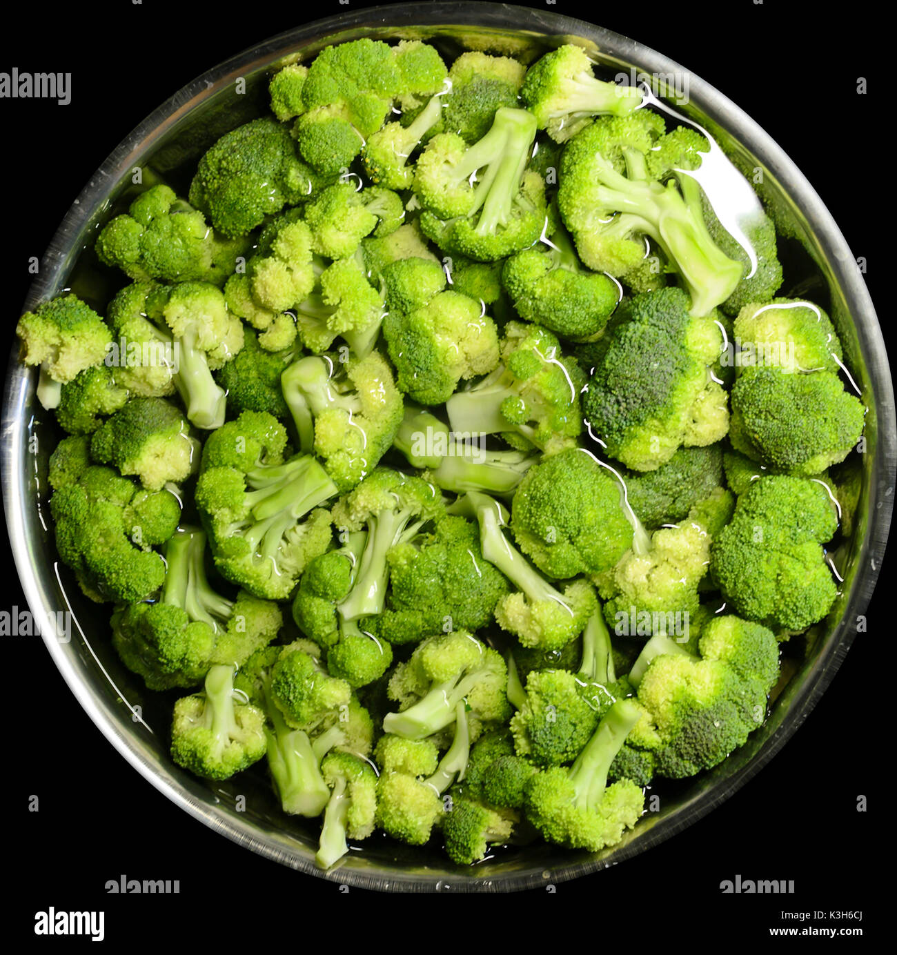 Wet broccoli in a bowl isolated. Photo food Stock Photo - Alamy