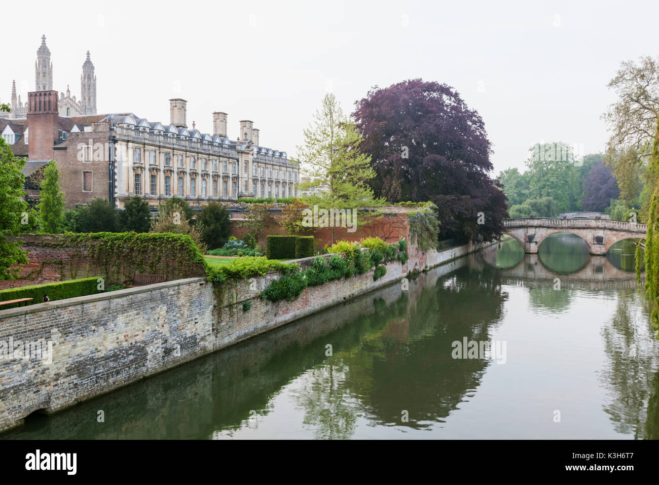 Cambridge cambridgeshire the backs hi-res stock photography and images ...