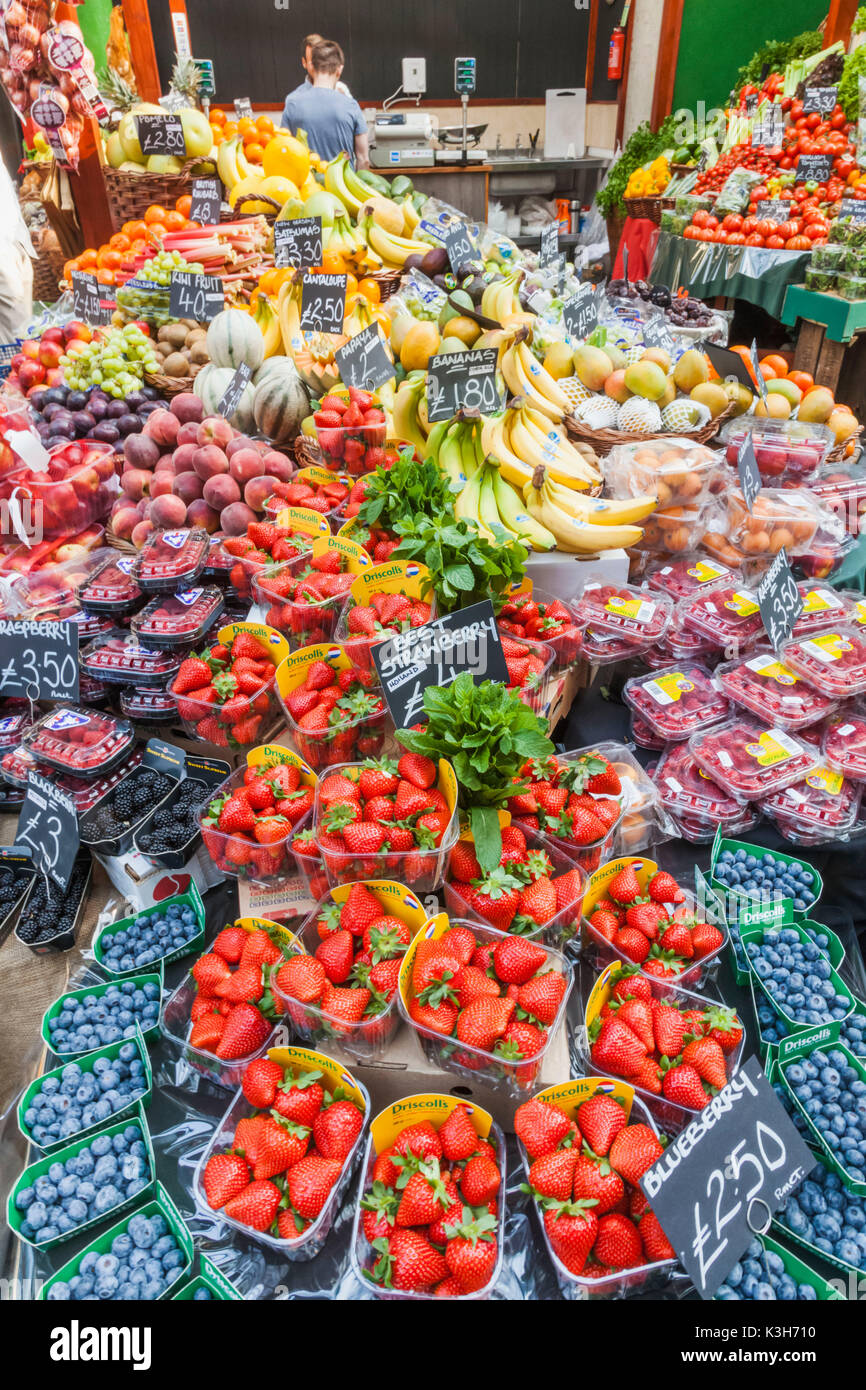 Fruit and vegetables markets hi-res stock photography and images - Alamy