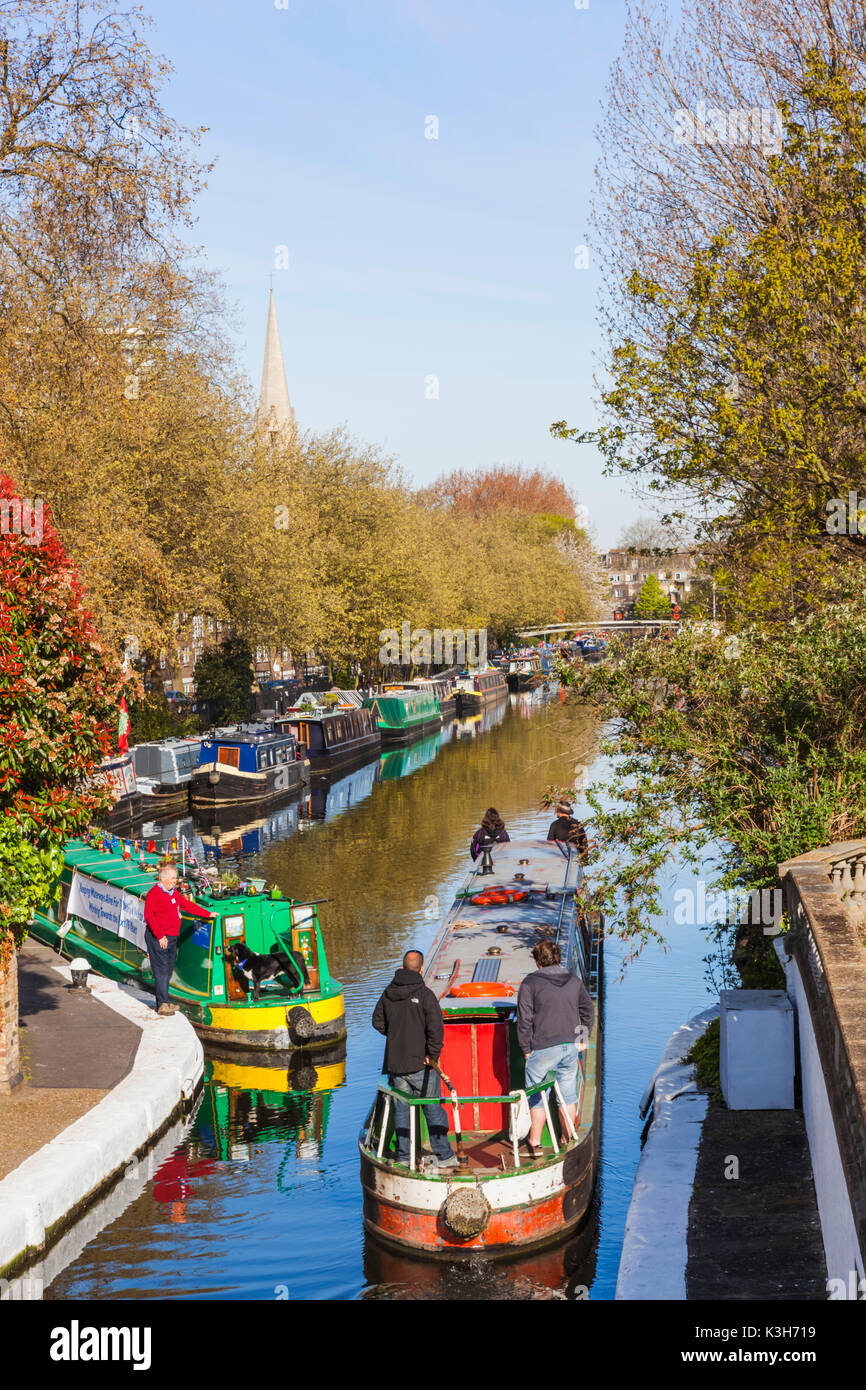 Canal boats hi-res stock photography and images - Alamy