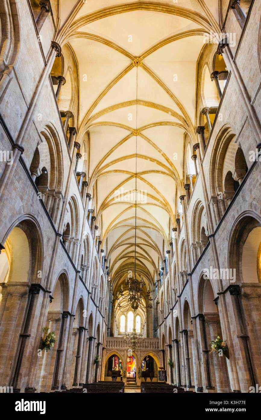 Inside chichester cathedral hi-res stock photography and images - Alamy