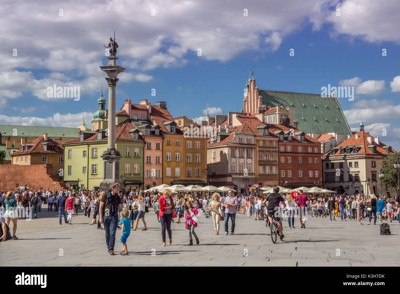 Old town castle square hi-res stock photography and images - Alamy