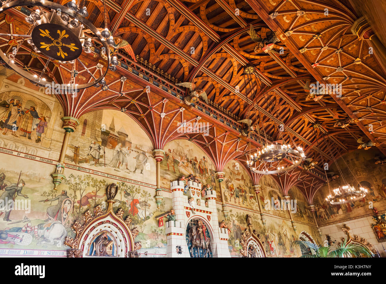 Cardiff castle banqueting hall hi-res stock photography and images - Alamy