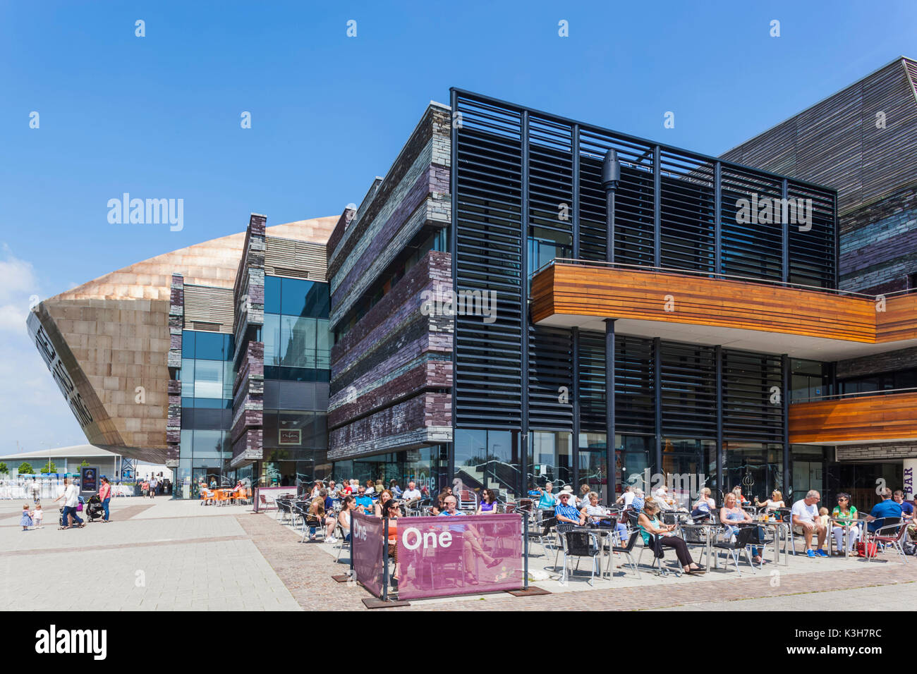 Wales, Cardiff, Cardiff Bay, Wales Millenium Centre Stock Photo - Alamy