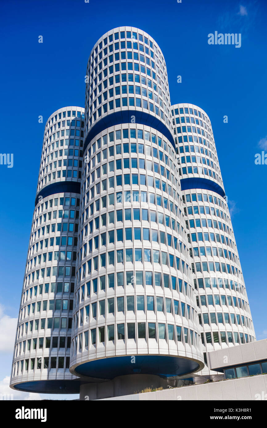 Bmw headquarters hi-res stock photography and images - Alamy