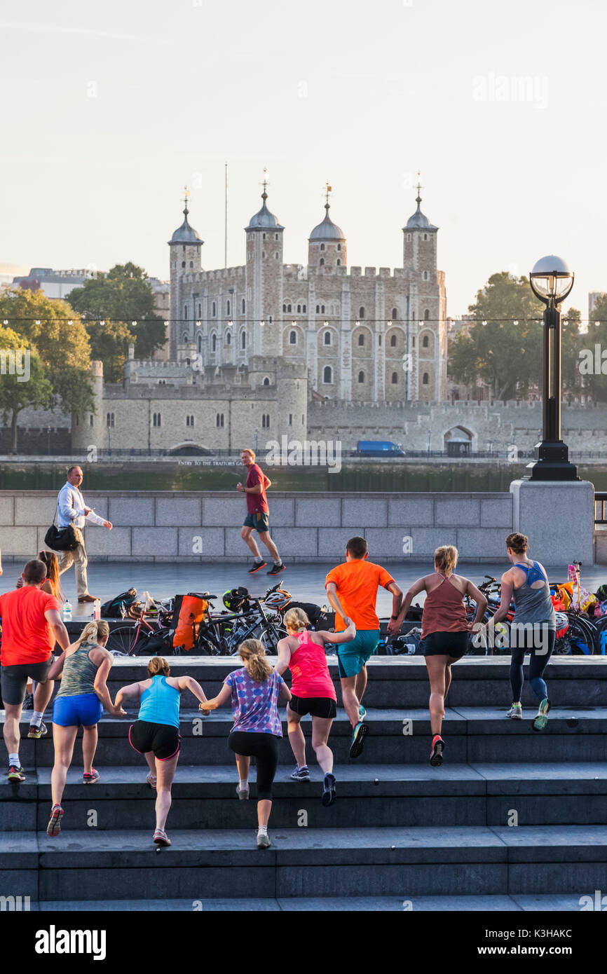 England, London, Fitness Group Running and The Tower of London Stock ...