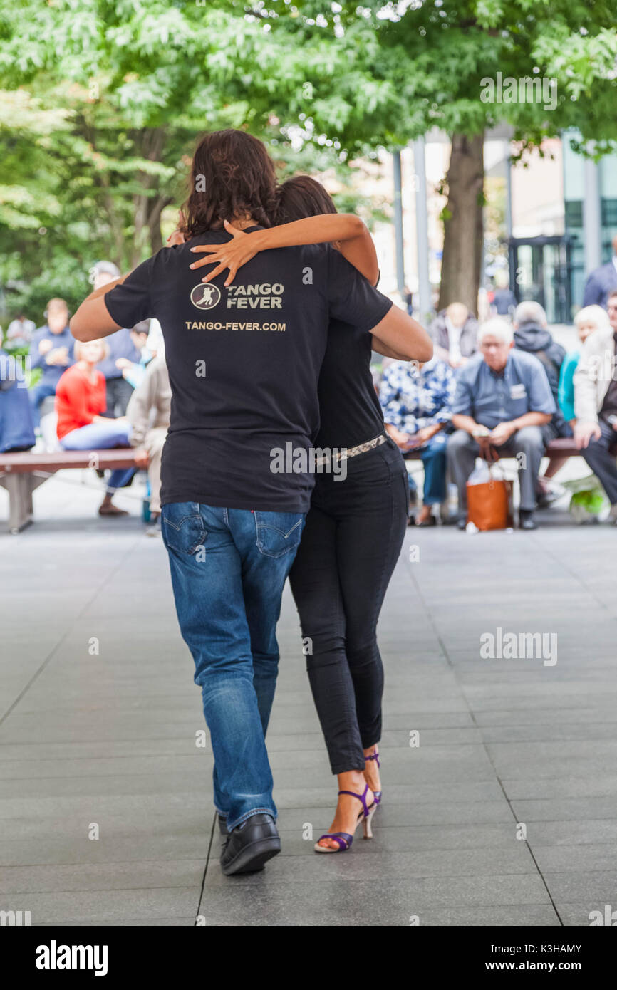 England, London, Shoreditch, Brick Lane, Spitafields Market, Tango ...