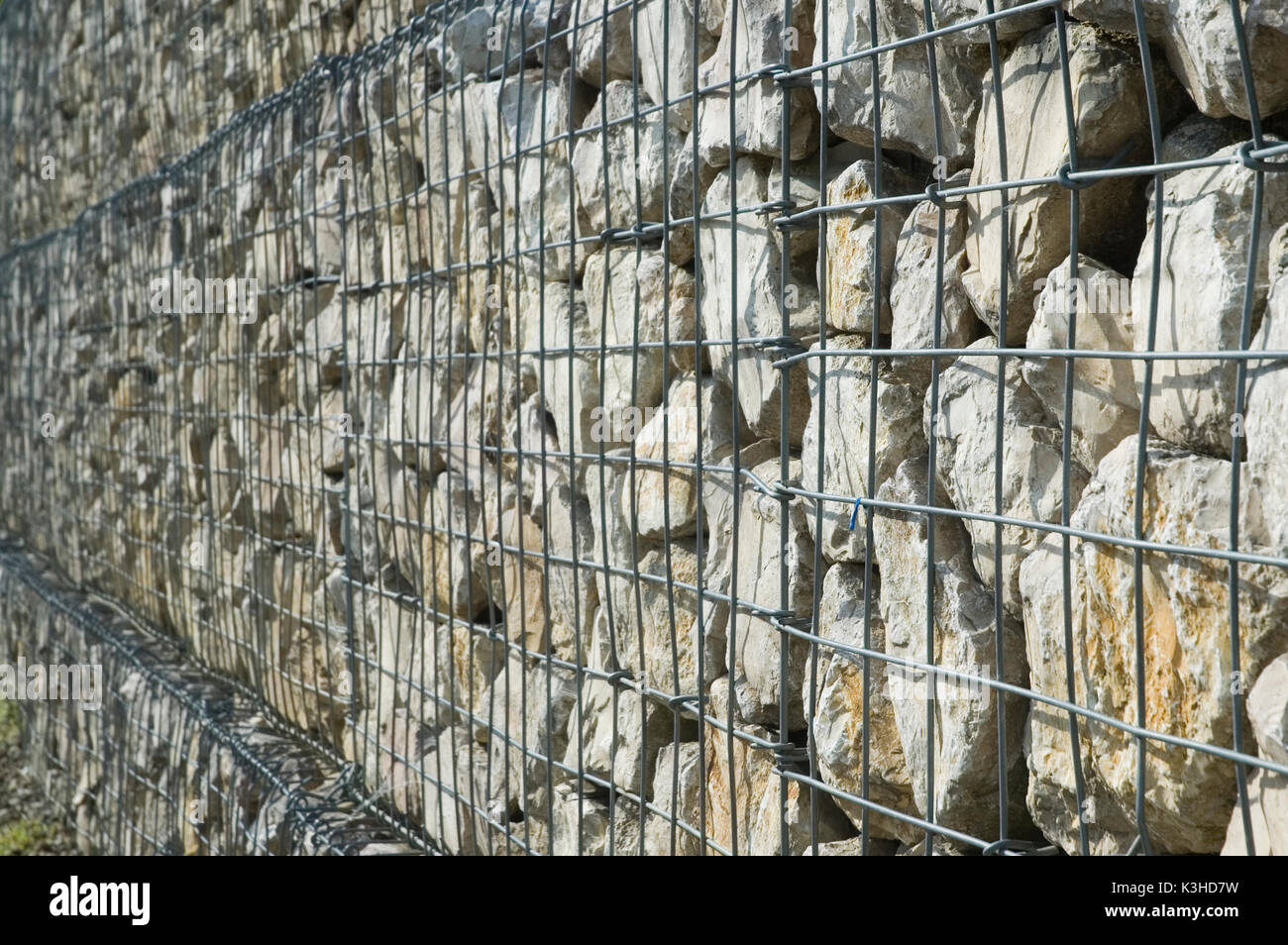 Rocks metal cage hi-res stock photography and images - Alamy