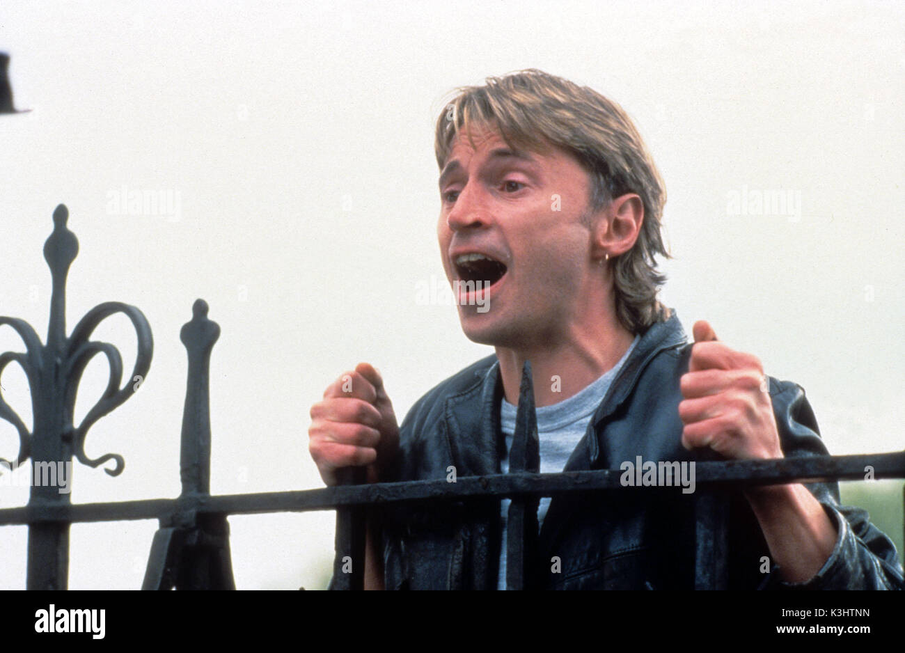 The full monty 1997 robert carlyle hi-res stock photography and images ...