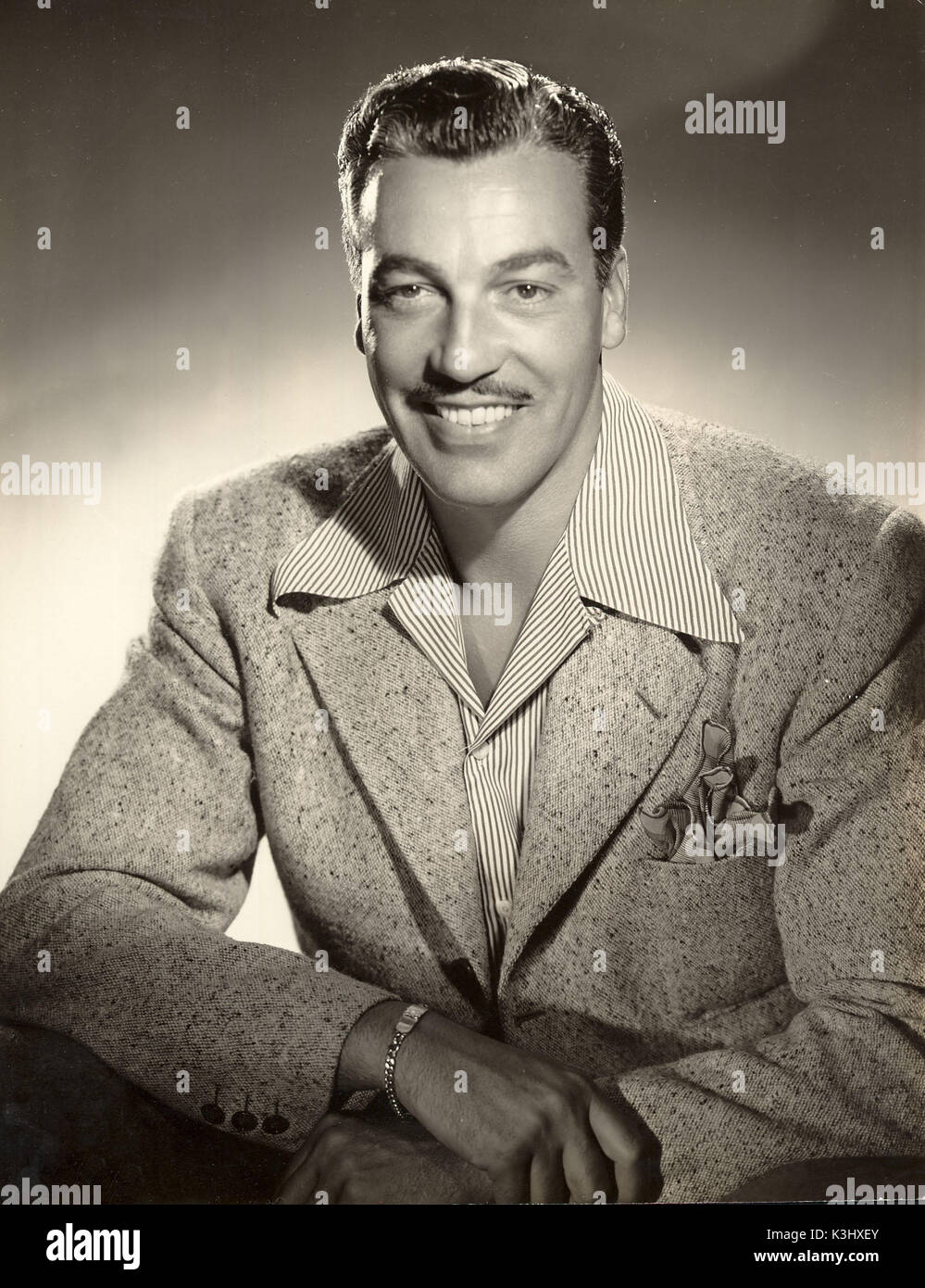 Cesar romero hi-res stock photography and images - Alamy