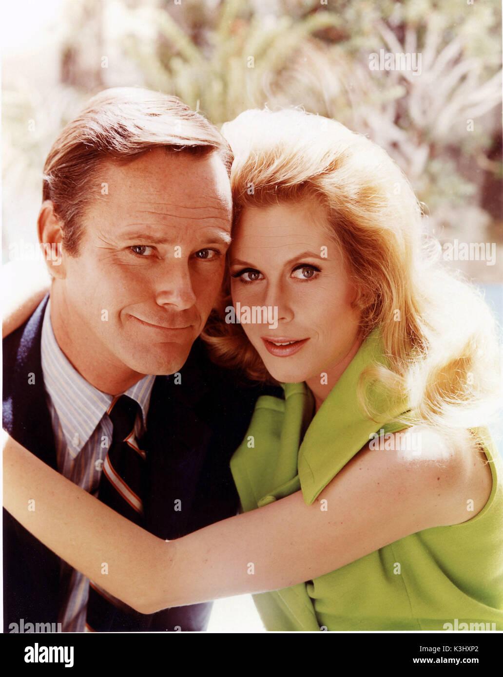 BEWITCHED DICK SARGENT, ELIZABETH MONTGOMERY Stock Photo - Alamy