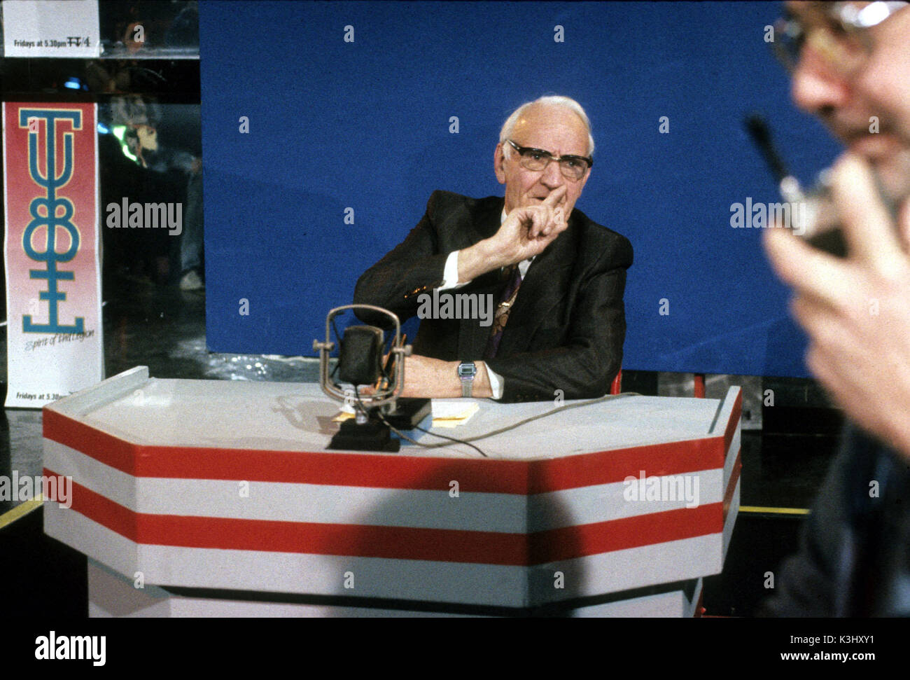 STANLEY UNWIN STANLEY UNWIN appearing on THE TUBE Stock Photo - Alamy