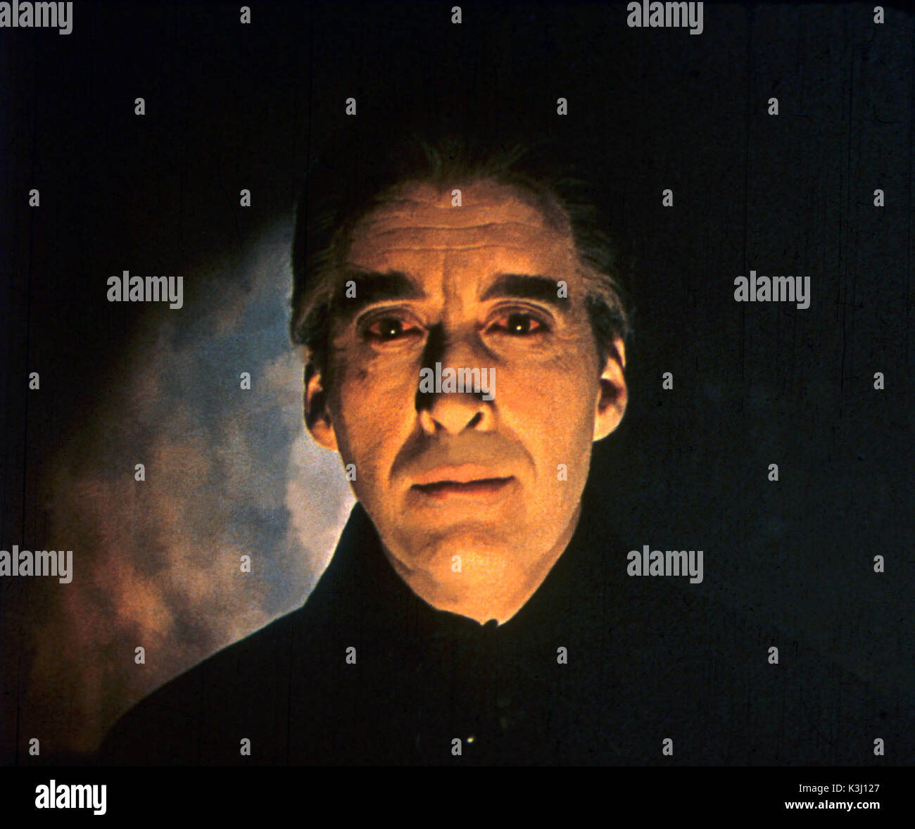 DRACULA CHRISTOPHER LEE as Dracula Date: 1958 Stock Photo - Alamy