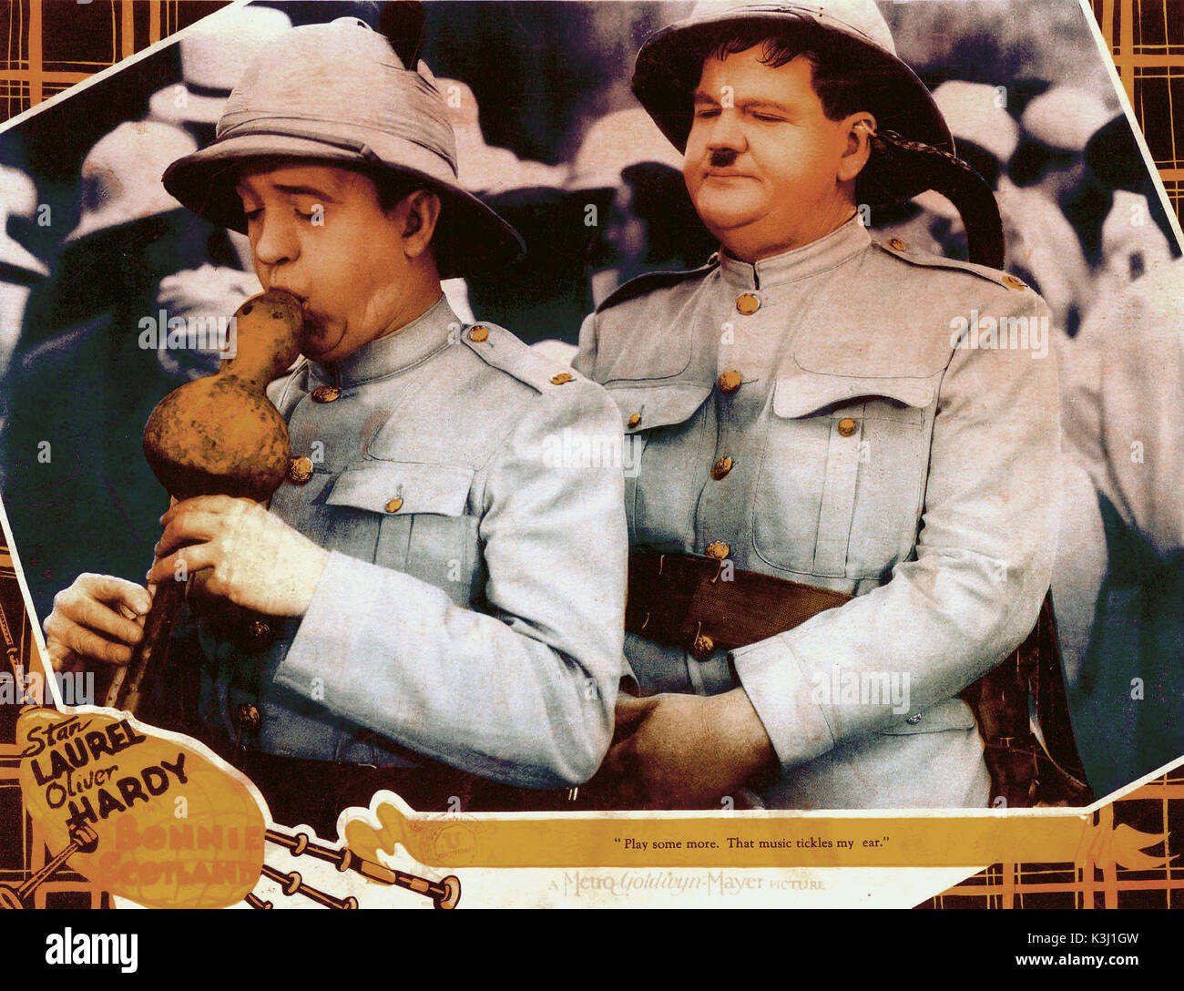 BONNIE SCOTLAND STAN LAUREL, OLIVER HARDY Date: 1935 Stock Photo - Alamy