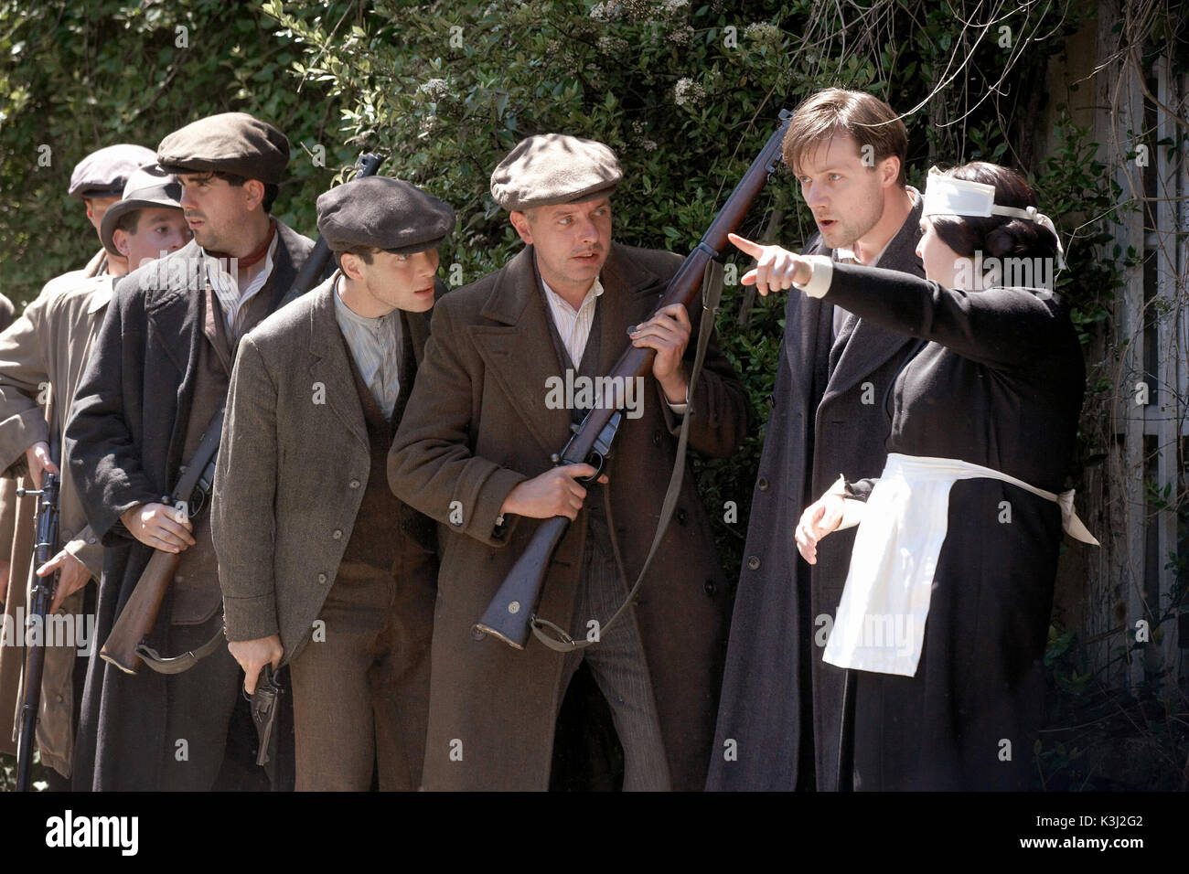 THE WIND THAT SHAKES THE BARLEY CILLIAN MURPHY, PADRAIC DELANEY Unit ...