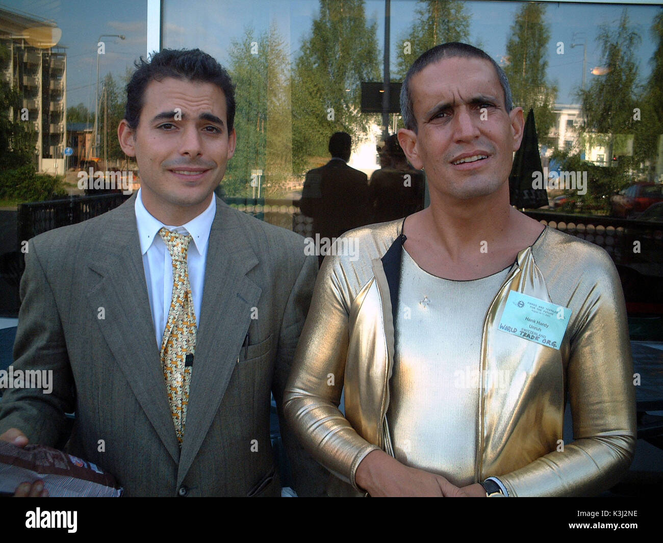 THE YES MEN IGOR VAMOS aka MIKE BONANNO, ANDY BICHLBAUM Date: 2003 ...