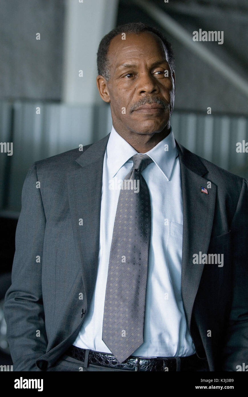 Danny glover shooter 2007 hi-res stock photography and images - Alamy