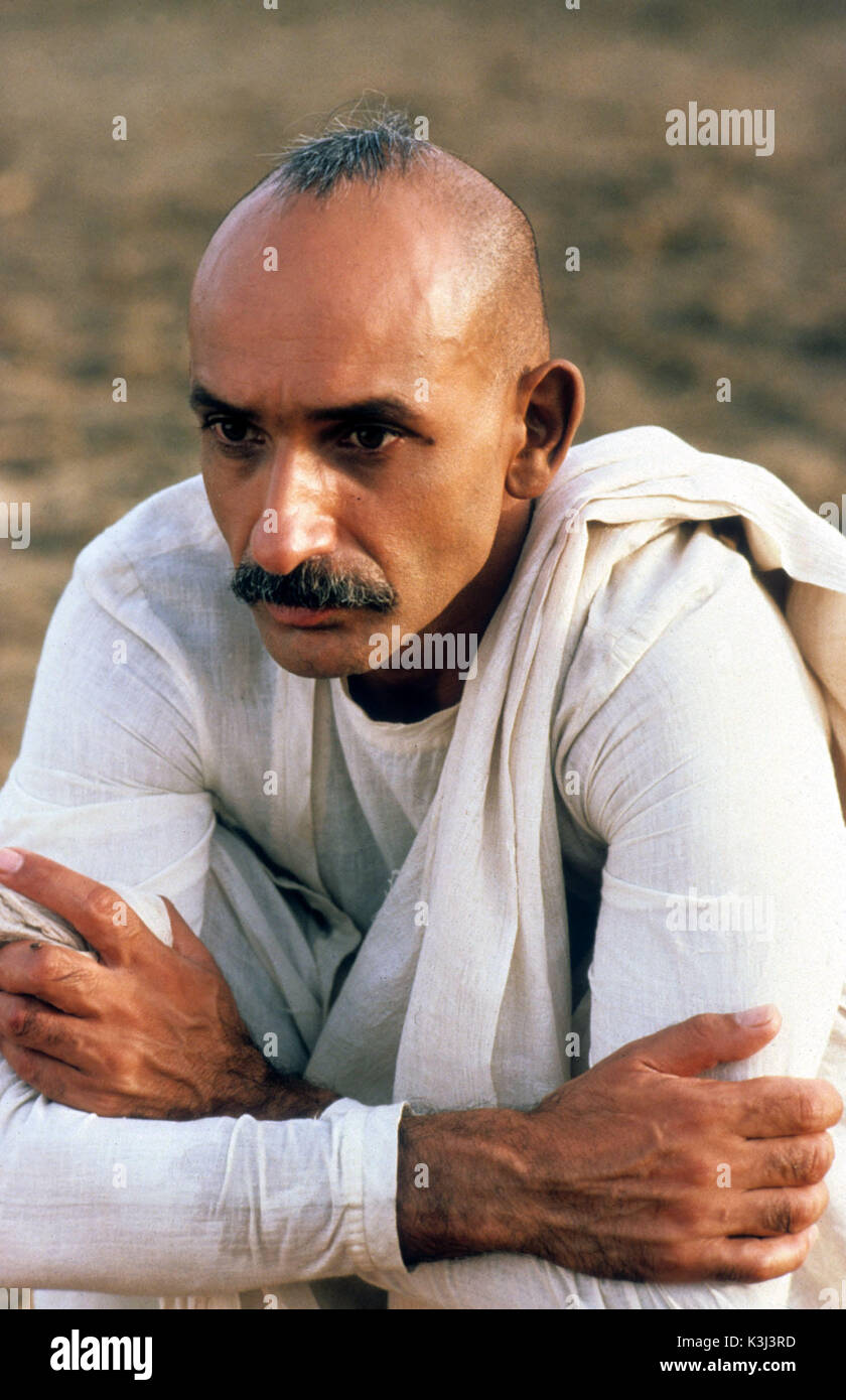 GANDHI BEN KINGSLEY as Gandhi Date: 1982 Stock Photo - Alamy