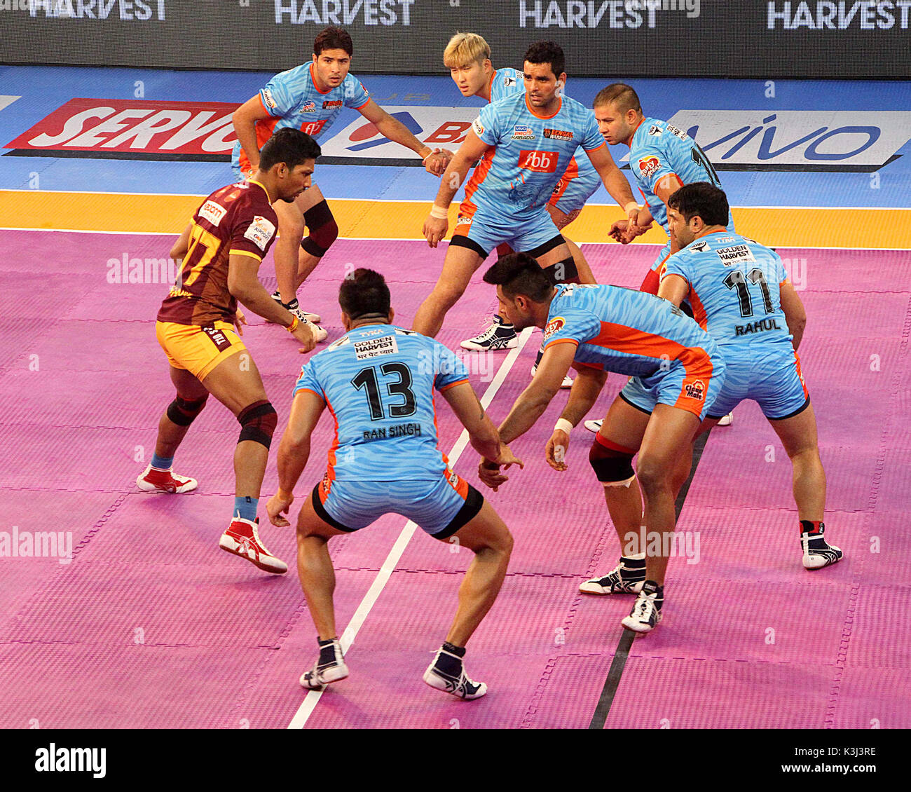 Pro kabaddi league match hi-res stock photography and images - Alamy