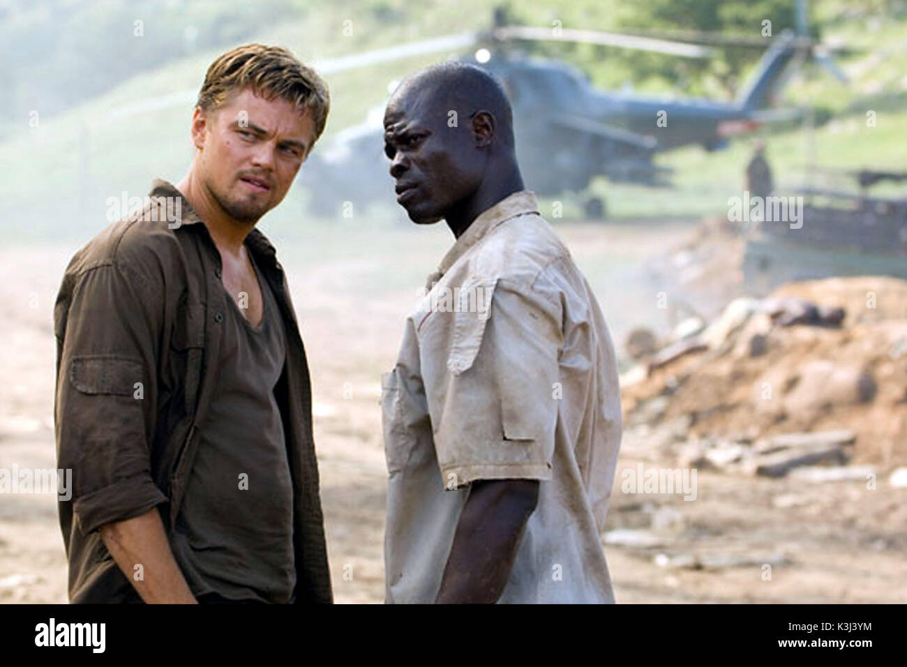 BLOOD DIAMOND LEONARDO DICAPRIO, DJIMON HOUNSOU Date: 2006 Stock Photo ...