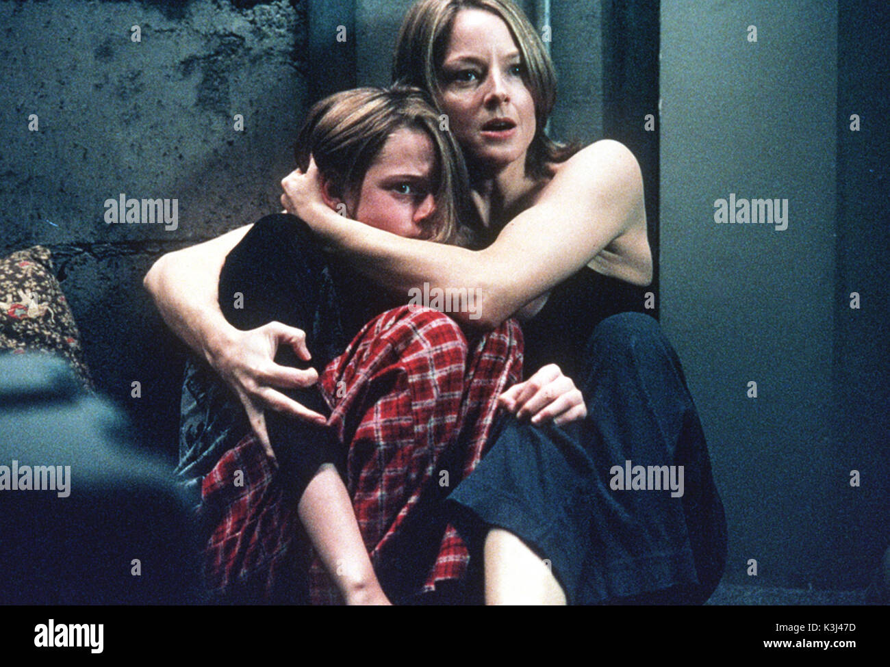 PANIC ROOM Jodie Foster plays Meg Altman and Kristen Stewart plays her ...