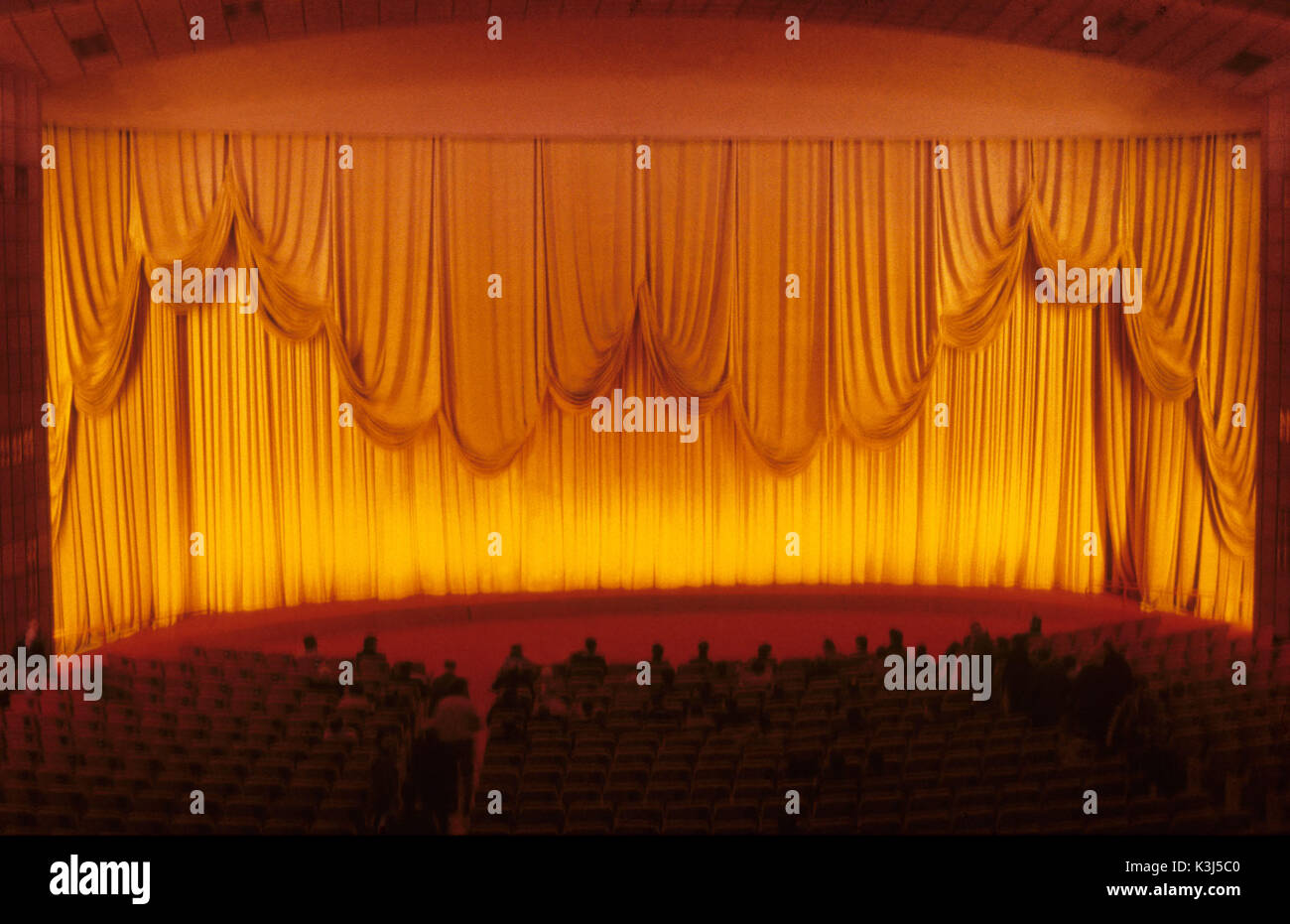 Odeon cinema interior hi-res stock photography and images - Alamy