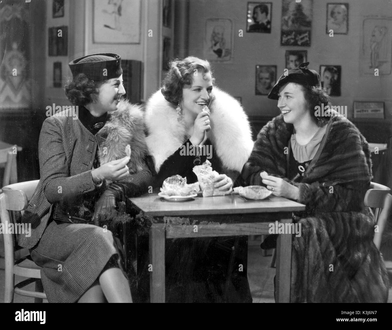 BETTY, GRACIE AND EDITH FIELDS IN 1935 Stock Photo - Alamy