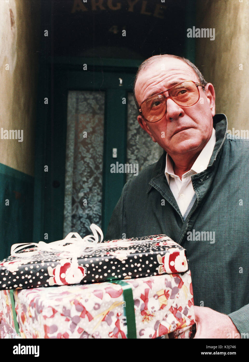 EASTENDERS MIKE REID as Frank Butcher Stock Photo - Alamy