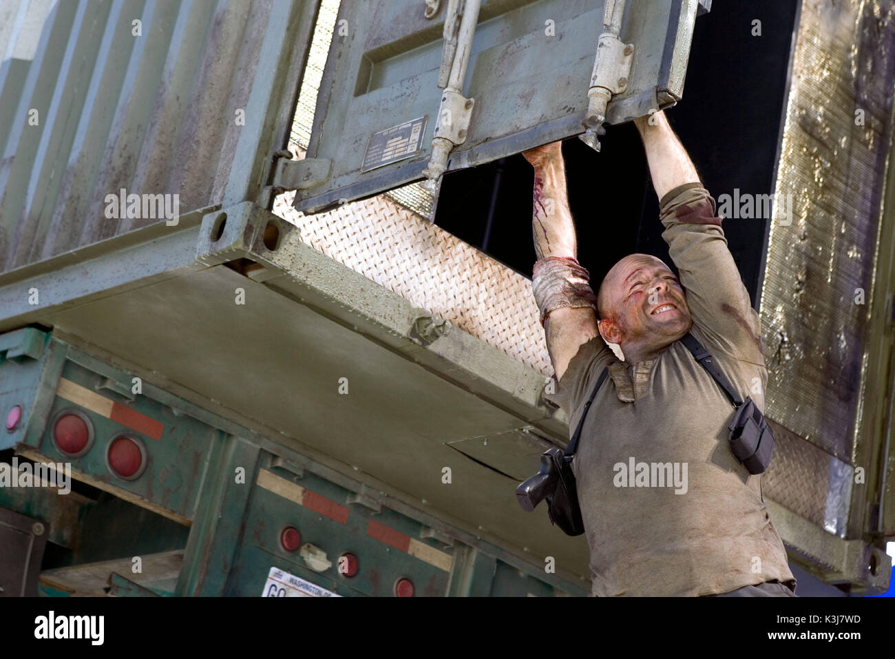 John mcclane die hard film still hi-res stock photography and images ...