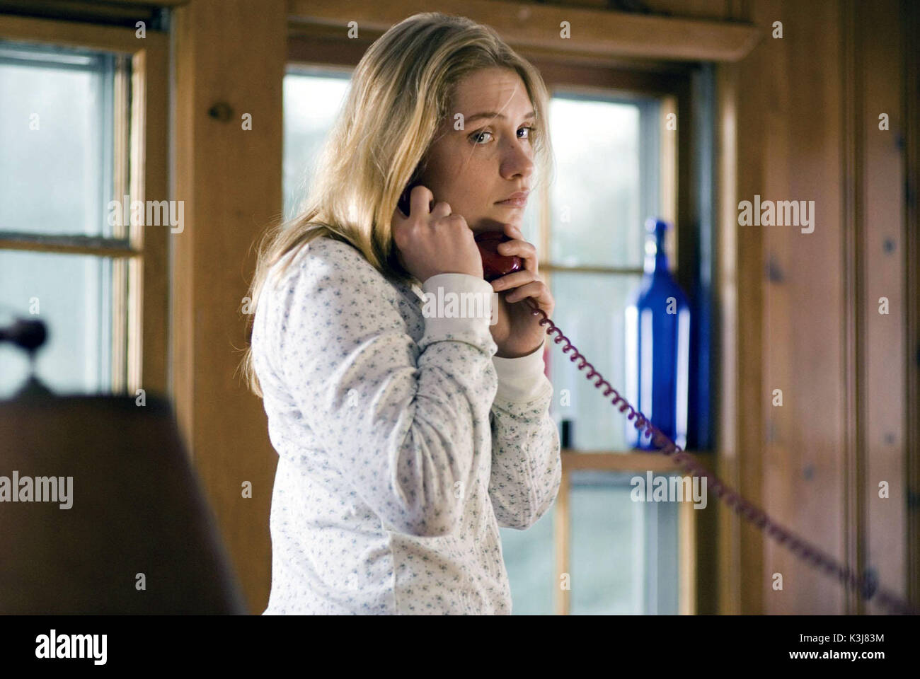 Hiding from her sister, Anna talks on the phone to Arthur about the U ...