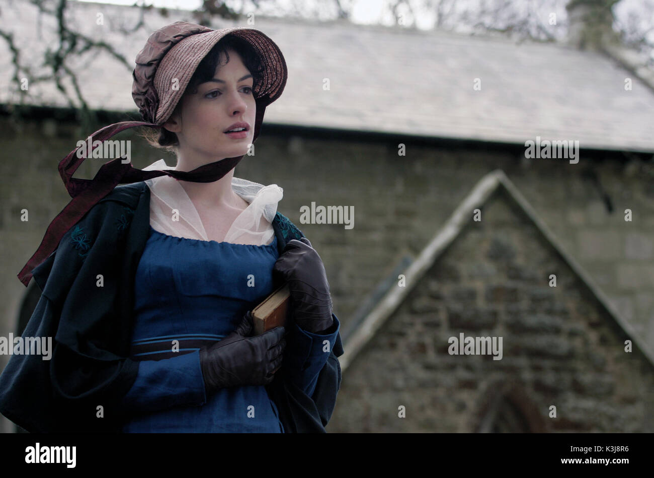 BECOMING JANE ANNE HATHAWAY BECOMING JANE Date: 2007 Stock Photo - Alamy