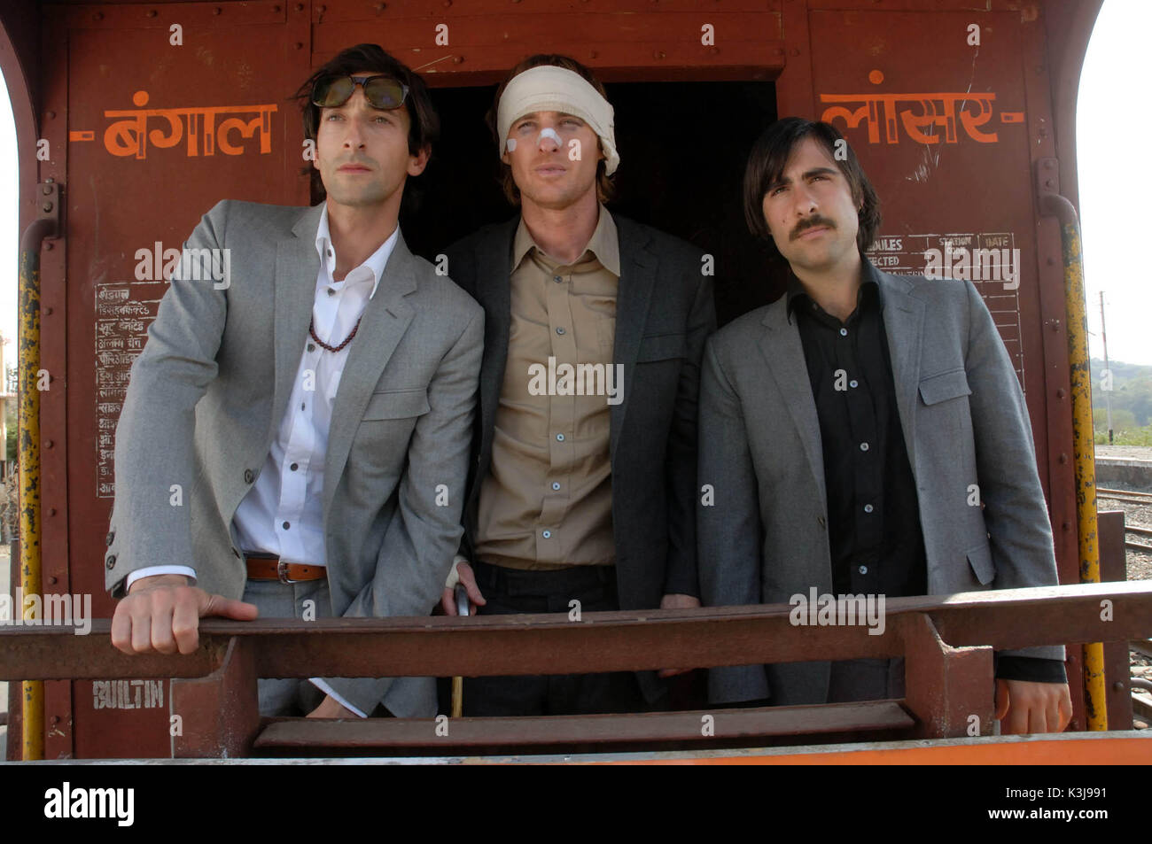 THE DARJEELING LIMITED [US 2007] [L-R] OWEN WILSON, ADRIEN BRODY, JASON ...