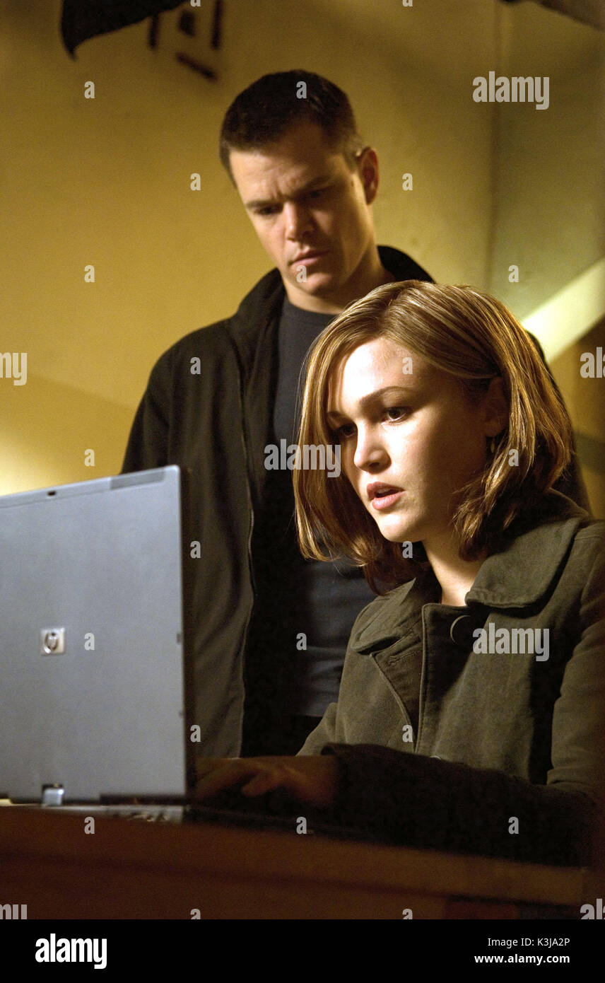 THE BOURNE ULTIMATUM MATT DAMON as Jason Bourne, JULIA STILES as Nicky ...