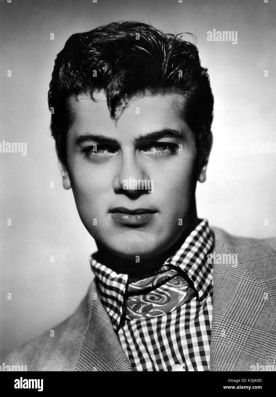 TONY CURTIS American Actor Stock Photo - Alamy