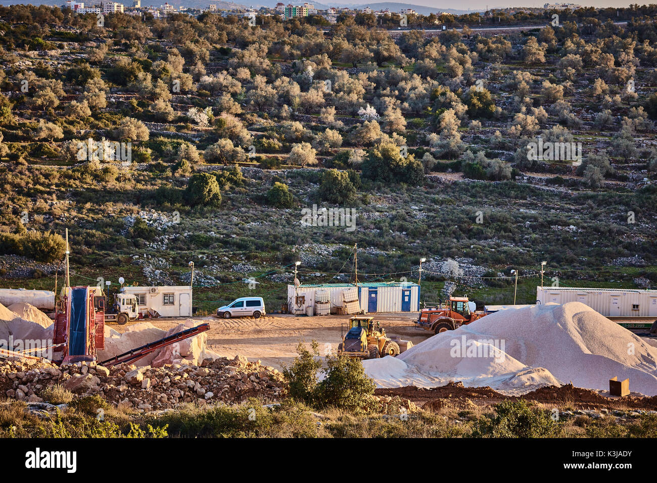 Jewish settlement of ariel hi-res stock photography and images - Alamy