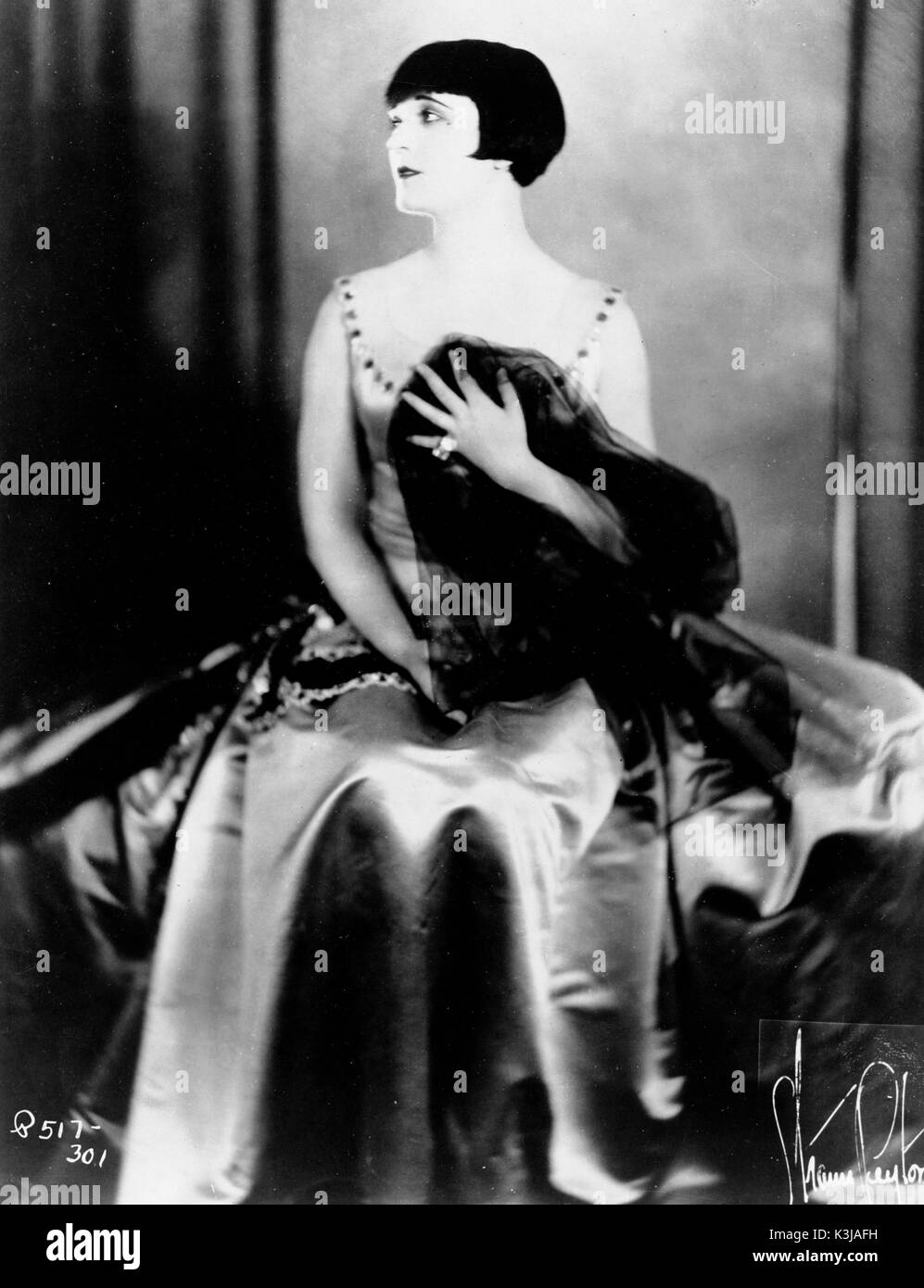 POLA NEGRI Polish born sielnt film actor POLA NEGRI Stock Photo - Alamy POLA NEGRI Polish born sielnt film actor POLA NEGRI Stock Photo - Alamy